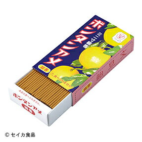 親から子、子から孫へと受け継がれ、昔から愛され続けているボンタンアメ。 昭和の雰囲気たっぷりのパッケージはそのままにお線香になりました。柑橘系の香りが爽やかで、小さなお仏壇でも使いやすいミニ寸のお線香です。
