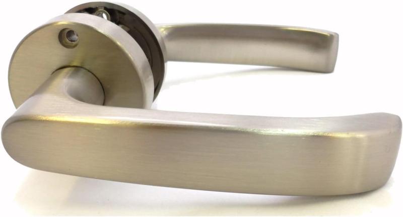 川口技研(Kawaguchigiken) Jレバー 空錠 丸座 住宅室内用レバーハンドル バックセット50mm JL-24-1M-N ニッケル シルバー生産国:日本材質:アルミ合金、亜鉛ダイカストドア厚:29-45mmカラー:シルバー重量:...