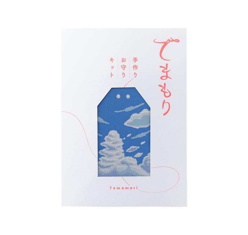 てまもり (temori) 手作りお守りキット手作りお守りキット寸法：縦 7.6cm×横 4.8cm(完成時)キットに含まれる品：お守り生地、打ち紐用の紐、作り方説明書、願い紙(願い事を書く紙)素材：生地(日本製絹織物ラメ部分のみポリエステ...