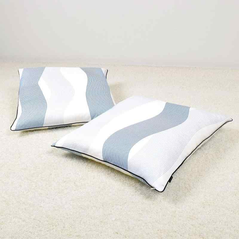 座布団カバー 55×59 2枚セット 銘仙判 おしゃれ 綿100％ 北欧 マリン ブルー スタイルデコール W3400100サイズ:　タテ：約59cm／ヨコ：約55cm 商品によってサイズに多少の誤差がございます。予めご了承ください。素材:...