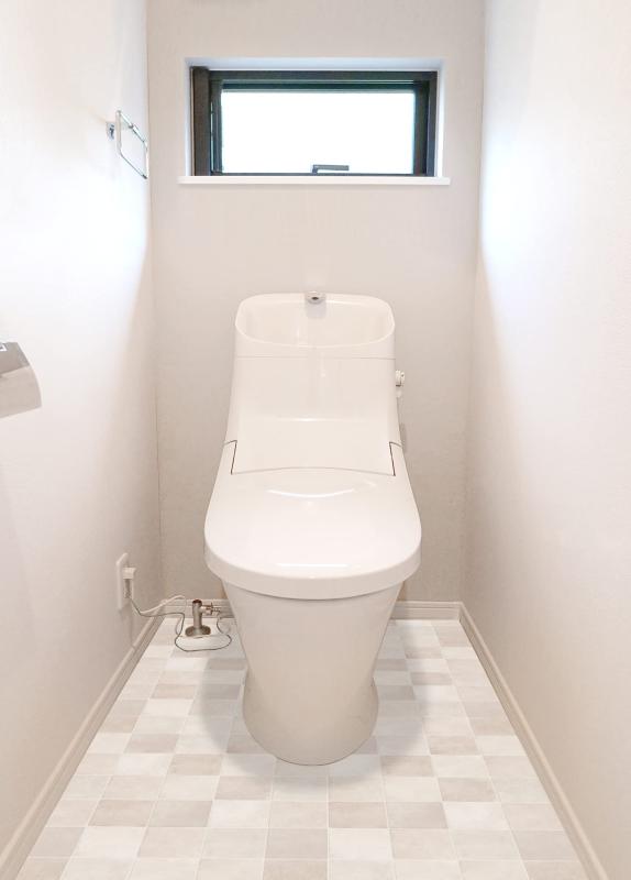 明和グラビア トイレの床全面模様替えシート 防水 キズ防止 汚れ防止 お手入れ簡単 撥水 貼ってはがせる TBKT