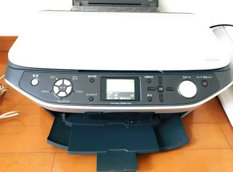 エプソン カラリオ・プリンタ PM-A890 複合機インクジェット (MFP)カラーインク(色)：6CD/DVD印刷：対応メモリスロット：搭載フチなし印刷：対応 / 自動両面印刷：非対応 / 最大用紙サイズ：A4