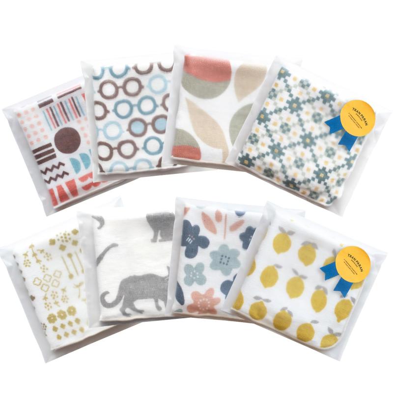 ハンカチ ガーゼ mikkegauze【大人の可愛らしさをまとったハンカチタオル】華やかなカラーが印象的な、大人の可愛らしさをまとったオリジナルのデザインです。退職や異動、引っ越しのご挨拶にのプチギフトにもおすすめな日本製ハンカチです。【薄...