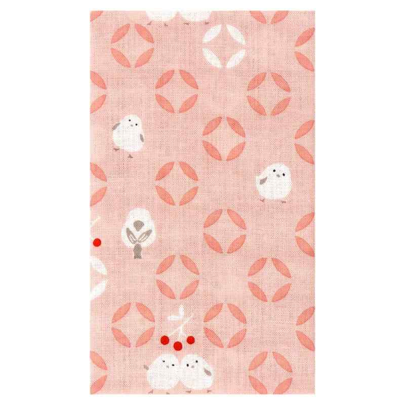 濱文様 てぬぐい シマエナガ七宝サイズ：約34cm×約90cm昔ながらの切りっぱなしの手ぬぐいです。ほつれは自然と止まりますので、適宜ハサミでカットしながらお使いください。濃色は若干色落ちする場合があります。濡れたまま重ね合わせたりすると色...