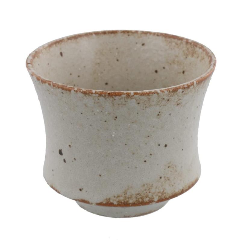 テーブルウェアイースト 煎茶湯呑 さび志野 和食器 84-001サイズ:直径8.1×高さ6.6cm重さ:約100g(商品により誤差があります)容量:約170cc素材:磁器、質感:マット電子レンジ・食洗機可、オーブン・直火不可