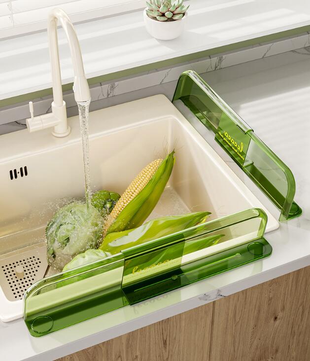 調理中や食器洗い中の水はねを防ぐ、使いやすいデザインの水はね防止ガードです。伸縮式で、幅の調節が可能◎シール式なのでつけ外しがとっても簡単◎ロゴはシールとなっておりますので、ご不要な方は貼らずにご使用ください。【サイズについて】画像をご参照...