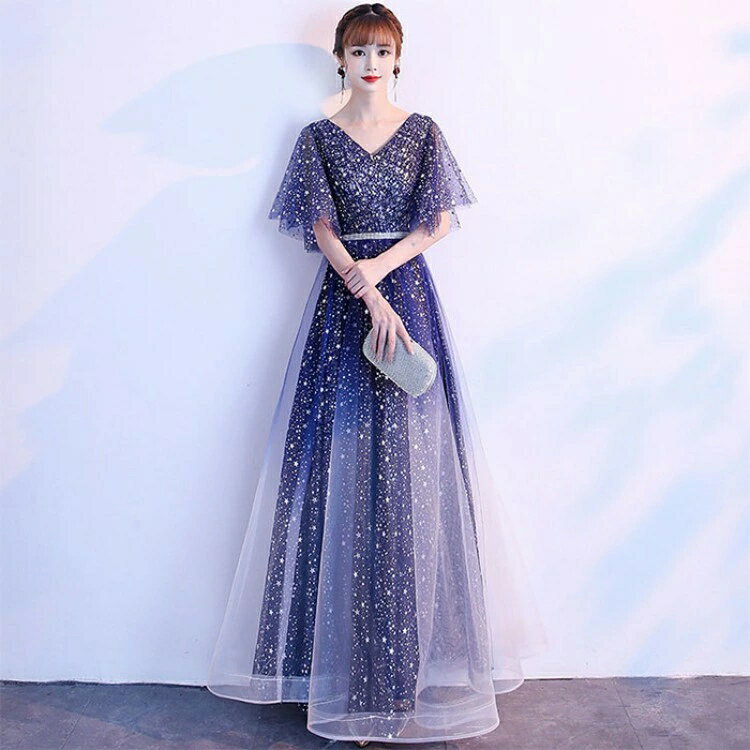 商品大人ドレス内容ワンピース1点素材ポリエステル伸縮性:なしサイズS バスト80cm ウエスト63cm 総丈約145cm M バスト83cm ウエスト66cm 総丈約145cm L バスト87cm ウエスト70cm 総丈約145cm XL ...