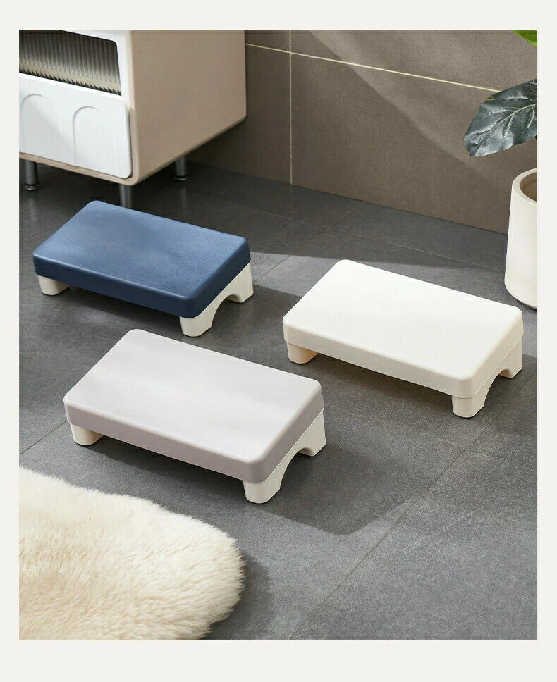 ■ 製品説明オフィスフットレストで快適性向上。長時間デスクワーク向けに設計されたデスク下用フットレストは、脚の疲労や不快感を効果的に軽減します。人間工学に基づいたデザイン、静音設計、滑り止め機能、厚みのあるPP素材が、仕事中も休憩中も快適さ...