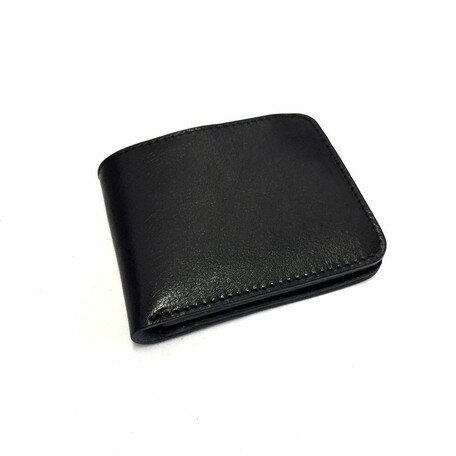 少しツヤがあり、柔らかめの質感の革を贅沢に使用した2つ折りのお財布です。 シンプルなデザインなので男女問わずお使いいただけます。 お財布を開いて左側にカード段があり、カード3枚収納出来ます。 小銭入れの後ろにもポケットがあるので、こちらにも...