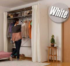 ■　商品の仕様 フレーム：スチール（エポキシ樹脂粉体塗装）　 側板　：ポリエステル化粧繊維板 カーテン：綿35％・ポリエステル65％ 耐荷重量/ハンガーバー：約30kg、上棚：約15kg 取外し可能なカーテン付きで既製カーテンに取替え可能 ...