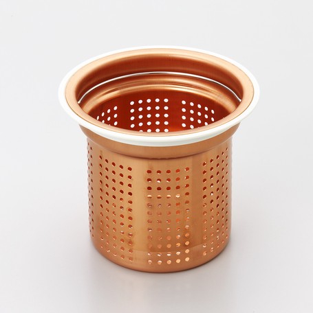 ほとんどのメーカーの排水口にピッタリ、アダプター付きで2種類のサイズ(13.5・14.5cm)に使用できます。 銅イオン効果により汚れにくくお手入が簡単です。 出し入れに便利なハンドル付き。 細かいゴミも逃さないパンチング板材を使用していま...