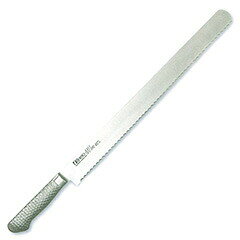 サイズ（刃渡り）:390 mm 材質：刀身＝モリブデン・バナジウム鋼/ハンドル＝18-8ステンレス鋼 生産国：日本 プロの理想の切れ味と使い易さを追求したシリーズです。 ●本刃付け 砥石による本格的な刃付けを施し、鋭い切れ味を長く持続させま...