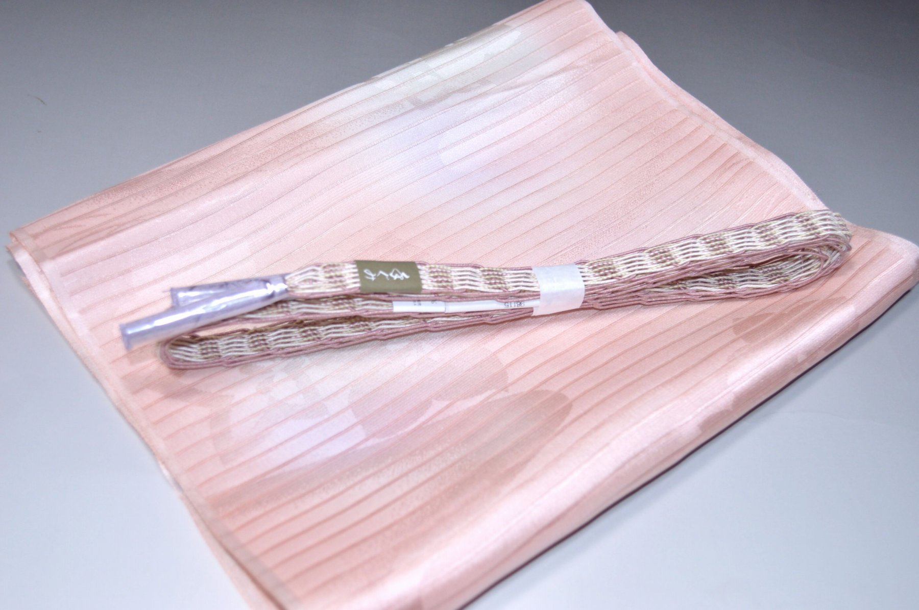 白色帯締め・帯揚げ 日本製帯〆帯揚げ 正装向き帯〆・帯揚げ お買い得帯締め・帯揚げ ゆるぎ帯締め・帯揚げ 夏帯〆・帯揚げ お洒落平帯〆・帯揚げ 特選金帯締め・帯揚げ 長尺の帯〆・帯揚げ お洒落帯締め・帯揚げ 箱入り・帯締め帯揚げ 振り袖帯〆...
