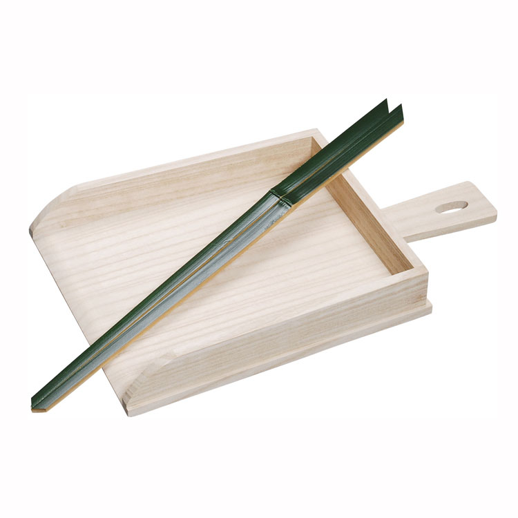 初心者 の方の練習 お稽古 向けから、本格的な 茶事 茶会 での お道具 まで、幅広く取り扱っております。 ホテル 料亭 旅館 等の業務用の茶道具の販売も承ります。 表千家 裏千家 武者小路千家 など流派によりお使いいただけるかどうかは お...