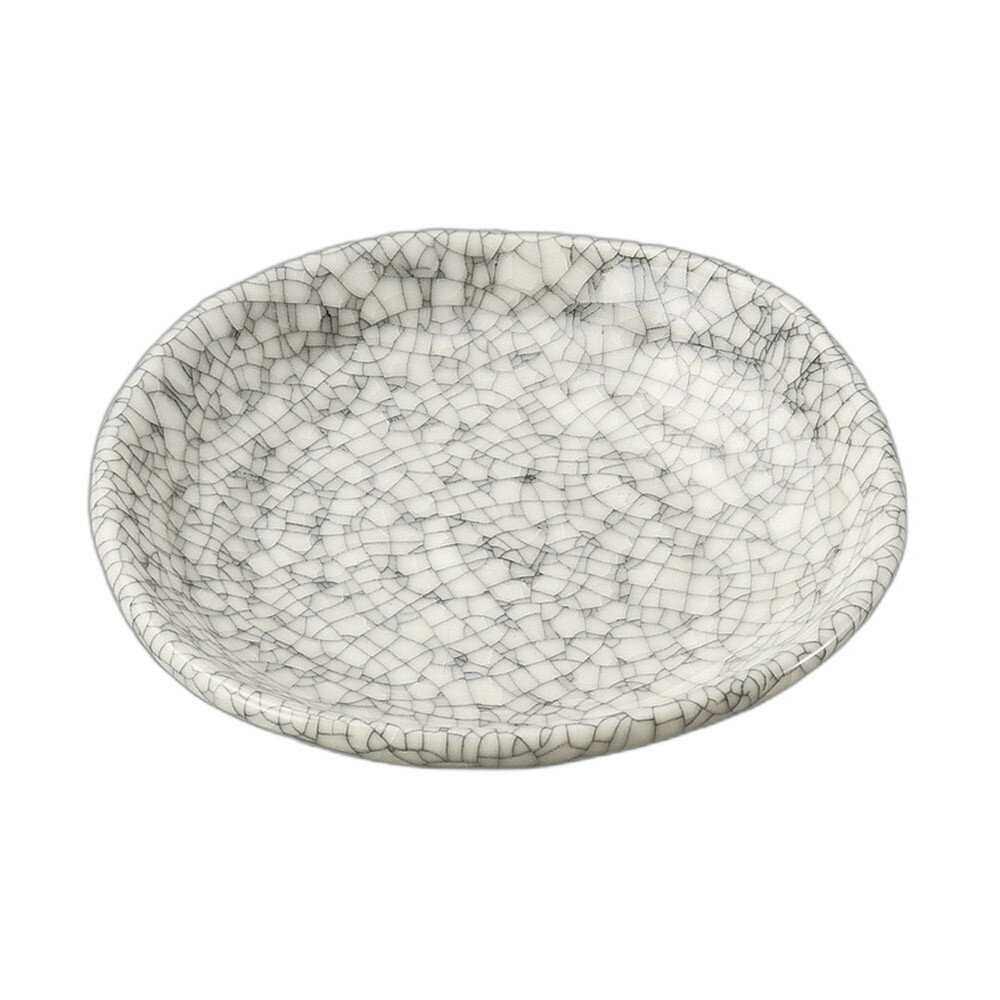 [商品名]　墨貫入5.5皿[素材]　陶磁器[寸法]　16.3×2.8cmお店からご自宅まで、季節を問わず、様々なシーンでご利用いただける商品です。[ 16.3×2.8cm ] 陶磁器 一部の商品はメーカーよりお取り寄せとなりますので、納期が...