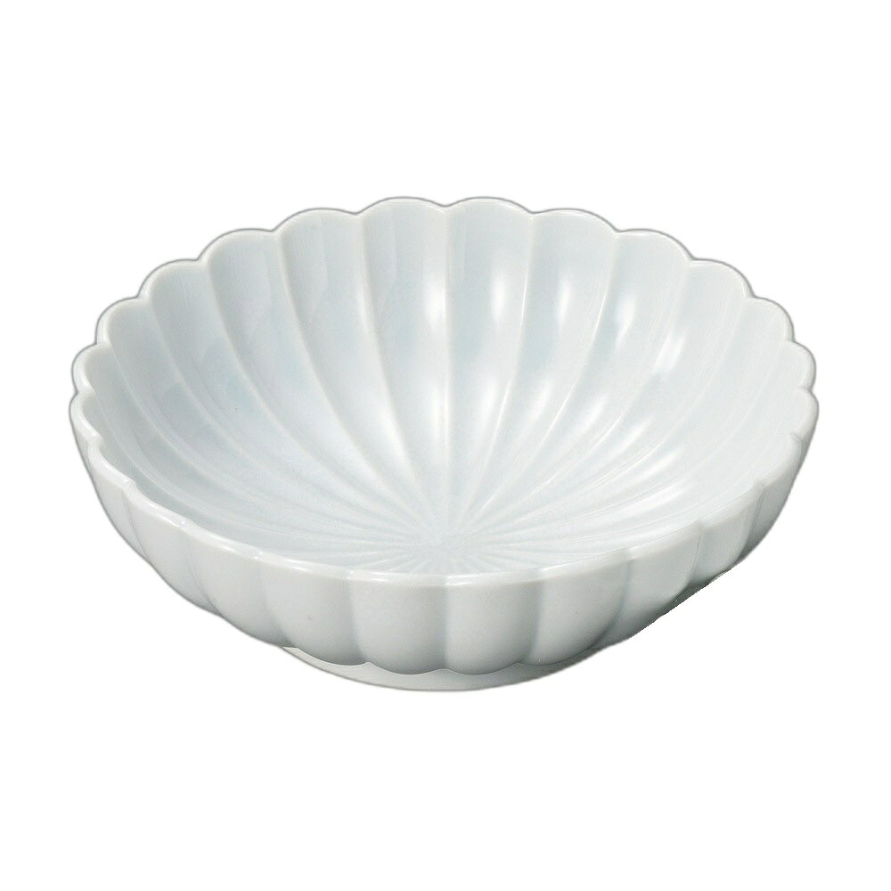 [商品名]　青磁菊型刺身[素材]　陶磁器[寸法]　15.5×5cmお店からご自宅まで、季節を問わず、様々なシーンでご利用いただける商品です。[ 15.5×5cm ] 陶磁器 一部の商品はメーカーよりお取り寄せとなりますので、納期が前後するこ...