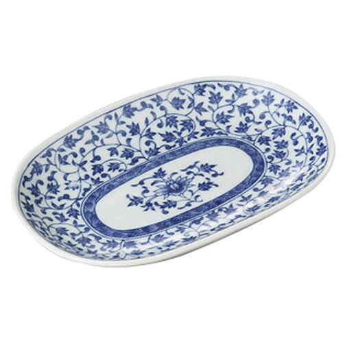 [商品名]　古伊万里唐草小判皿[素材]　陶磁器[寸法]　18.7 x 12.8 x 2.3cm 240g[産地]日本お店からご自宅まで、季節を問わず、様々なシーンでご利用いただける商品です。また、引き出物や開店祝いなどの贈り物としてもお選び...