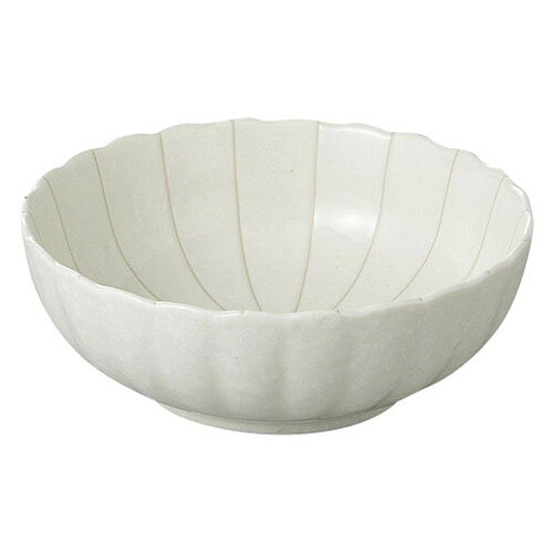 [商品名]　粉引十草菊型5.5鉢[素材]　陶磁器[寸法]　16.7 x 6.1cm 400g[産地]日本画像は全サイズ同一のものです。サイズによって形状や図柄、色味などが異なる場合がございます。ご了承ください。お店からご自宅まで、季節を問わ...