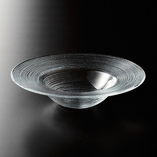 [商品名]　Arda(アルダ) サークル リムボール25[素材]　ガラス[寸法]　約Φ255 x H58mm 300ml[産地]トルコハンドメイドのため、ひとつひとつサイズが異なります。また、気泡も若干混入いたしますので、ご了承ください。 ...