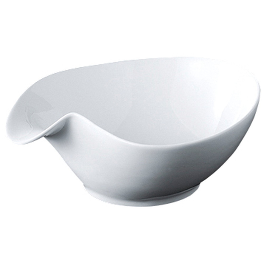 [商品名]　ユースフル 9”手付変型鉢 (NW-10)[素材]　陶磁器[寸法]　235 x 203 x H87mm[産地]中国直火・オーブンでは絶対に使用しないでください。食器の糸底は研磨していますが、傷つきやすいテーブルではクロスやマット...