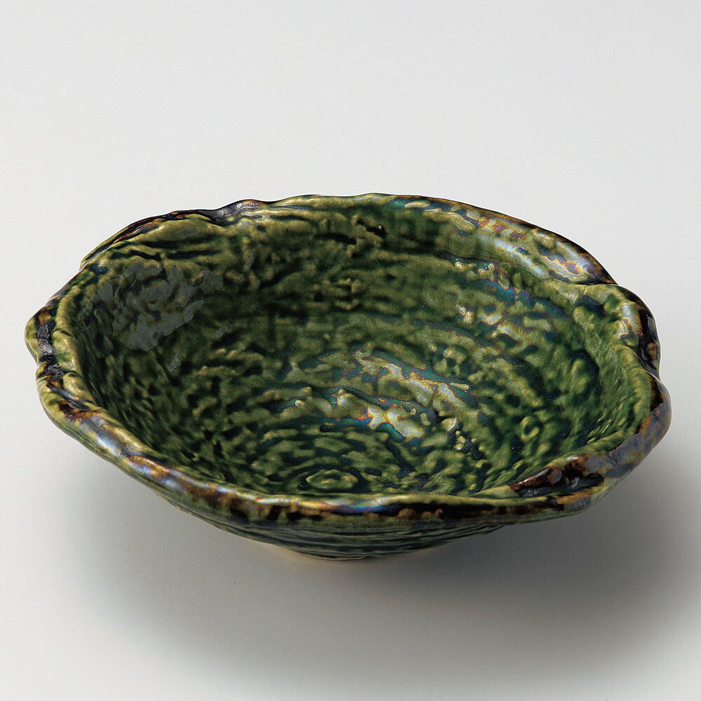 [商品名]　織部玉渕7.0鉢[素材]　陶器[寸法]　21.5 x 19.5 x 6cmお店からご自宅まで、季節を問わず、様々なシーンでご利用いただける商品です。[ 21.5 x 19.5 x 6cm ] 陶器 日本製 一部の商品はメーカーよ...