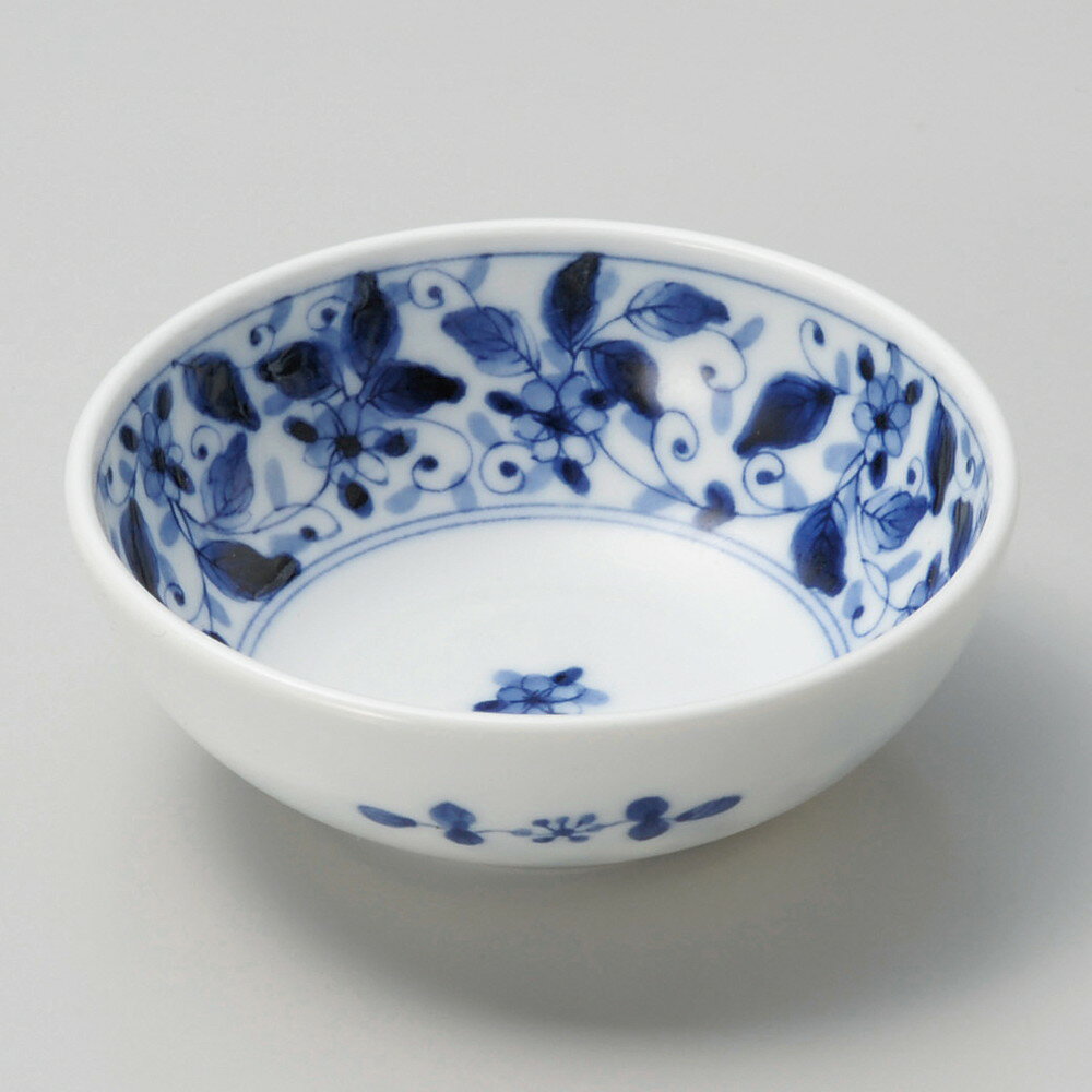 [商品名]　染付彩華4.0小鉢[素材]　磁器[寸法]　φ12 x 4.5cmお店からご自宅まで、季節を問わず、様々なシーンでご利用いただける商品です。[ φ12 x 4.5cm ] 磁器 日本製 一部の商品はメーカーよりお取り寄せとなります...