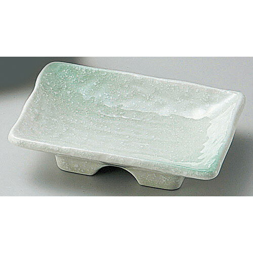 [商品名]　グリーン吹たたき長角千代口[素材]　磁器[寸法]　10.6 x 7.4 x 2.6cmお店からご自宅まで、季節を問わず、様々なシーンでご利用いただける商品です。[ 10.6 x 7.4 x 2.6cm ] 磁器 日本製 一部の商...