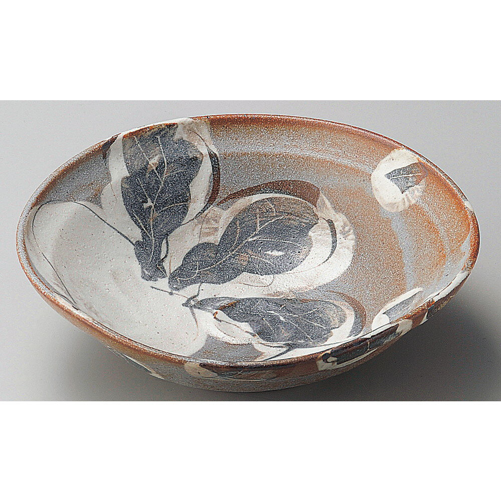 [商品名]　鼠志野カブ平鉢[素材]　陶器[寸法]　20.8 x 20.2 x 6.2cmお店からご自宅まで、季節を問わず、様々なシーンでご利用いただける商品です。[ 20.8 x 20.2 x 6.2cm ] 陶器 日本製 一部の商品はメー...