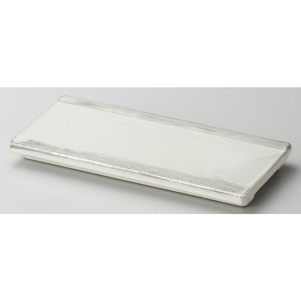 [商品名]　白粉引8.5長皿[素材]　陶器[寸法]　26 x 12 x 2.2cmお店からご自宅まで、季節を問わず、様々なシーンでご利用いただける商品です。[ 26 x 12 x 2.2cm ] 陶器 日本製 一部の商品はメーカーよりお取り...
