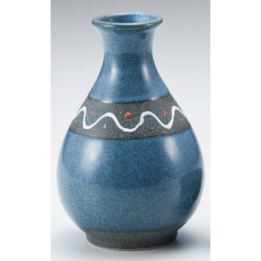 [商品名]　青釉ウェーブ2号徳利[素材]　陶器[寸法]　[ 270cc ]お店からご自宅まで、季節を問わず、様々なシーンでご利用いただける商品です。[ 270cc ] 陶器 日本製 一部の商品はメーカーよりお取り寄せとなりますので、納期が前...