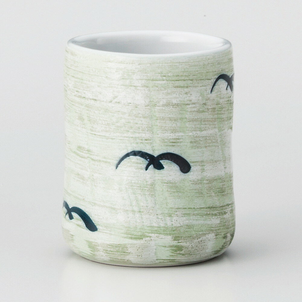 [商品名]　そよ風寿司中湯呑[素材]　磁器[寸法]　[ φ7 x 9.5cm 260cc ]お店からご自宅まで、季節を問わず、様々なシーンでご利用いただける商品です。[ φ7 x 9.5cm 260cc ]磁器 日本製 一部の商品はメーカー...