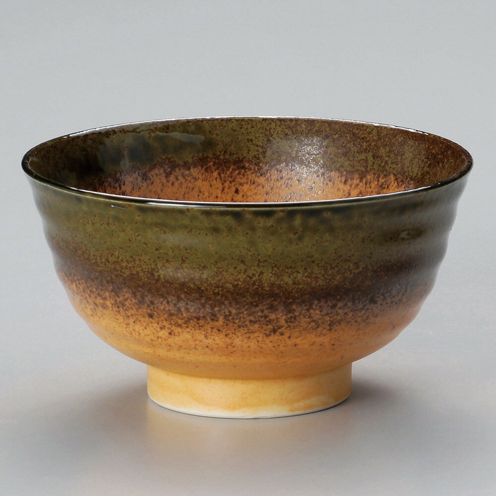 [商品名]　吹オリベ大名丼[素材]　磁器[寸法]　[ φ18.5 x 10.2cm ]お店からご自宅まで、季節を問わず、様々なシーンでご利用いただける商品です。[ φ18.5 x 10.2cm ] 磁器 日本製 一部の商品はメーカーよりお取...