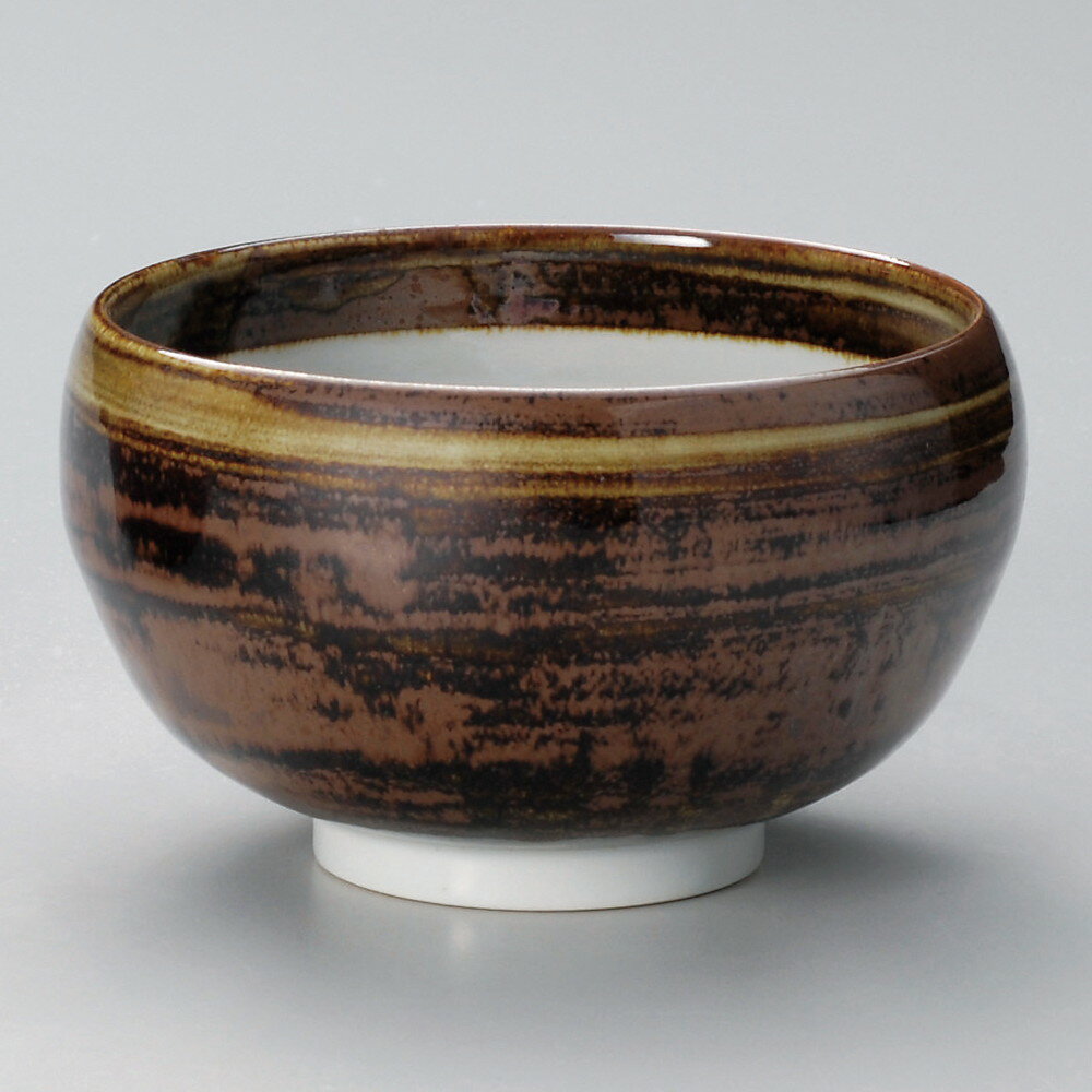 [商品名]　錆渦5.5 くくり丼[素材]　磁器[寸法]　[ φ16 x 9.8cm ]お店からご自宅まで、季節を問わず、様々なシーンでご利用いただける商品です。[ φ16 x 9.8cm ] 磁器 日本製 一部の商品はメーカーよりお取り寄せ...