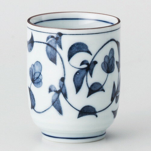 [商品名]　花唐草タル型湯呑(小)[素材]　磁器[寸法]　[ φ6.3 x 7.8cm 160cc ]お店からご自宅まで、季節を問わず、様々なシーンでご利用いただける商品です。[ φ6.3 x 7.8cm 160cc ] 磁器 日本製 一部...