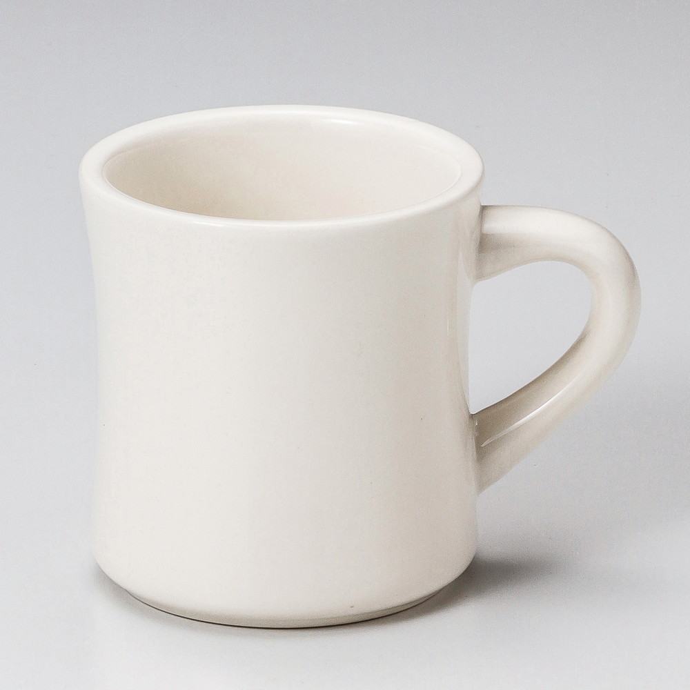 [商品名]　NBダイナーマグ(大)[素材]　磁器[寸法]　12.2 x 8.8 x 9.3cm 340cc お店からご自宅まで、季節を問わず、様々なシーンでご利用いただける商品です。[ 12.2 x 8.8 x 9.3cm 340cc ] ...