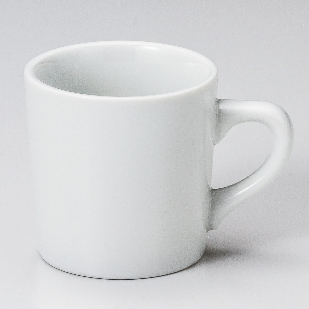 [商品名]　ホテル厚口マグ(大)[素材]　磁器[寸法]　φ8.7 x 8.7cm 330cc お店からご自宅まで、季節を問わず、様々なシーンでご利用いただける商品です。[ φ8.7 x 8.7cm 330cc ] 磁器 日本製 一部の商品は...