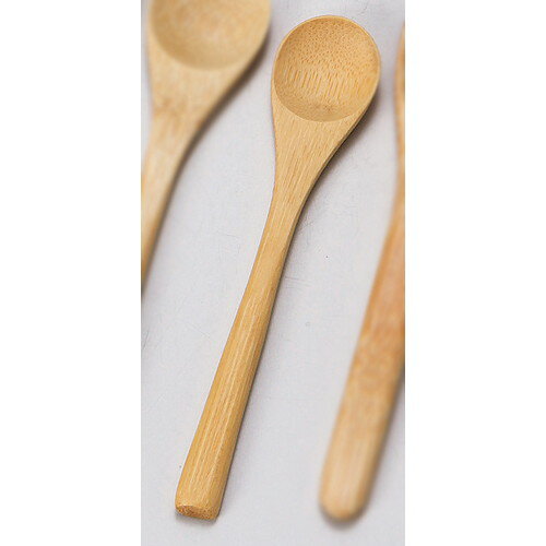 [商品名]　白竹ミニ茶碗むしスプーン[素材]　竹[寸法]　12.6 x 2.5cm お店からご自宅まで、季節を問わず、様々なシーンでご利用いただける商品です。[ 12.6 x 2.5cm ] 竹 中国製 一部の商品はメーカーよりお取り寄せと...