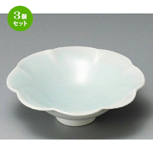 [商品名]　青白磁輪花4.0鉢[素材]　陶磁器[寸法]　[ 122 x 48mm ] お店からご自宅まで、季節を問わず、様々なシーンでご利用いただける商品です。1個あたりの寸法[ 122 x 48mm ]メーカーからの取り寄せ商品の為、納期...