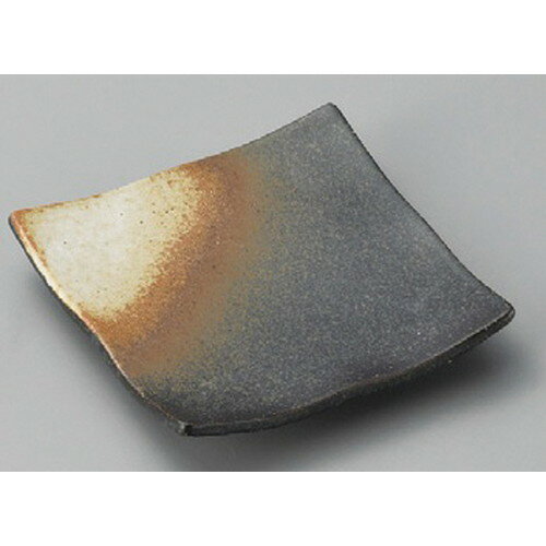 [商品名]　夜明四角皿（小）[素材]　陶磁器[寸法]　[ 128 x 124 x 24mm ] お店からご自宅まで、季節を問わず、様々なシーンでご利用いただける商品です。[ 128 x 124 x 24mm ]メーカーからの取り寄せ商品の為...