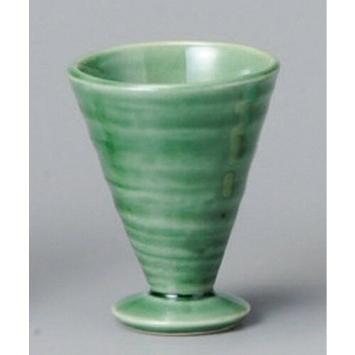 [商品名]　織部食前酒[素材]　陶磁器[寸法]　[ 57 x 72mm・50cc ] お店からご自宅まで、季節を問わず、様々なシーンでご利用いただける商品です。[ 57 x 72mm・50cc ]メーカーからの取り寄せ商品の為、納期まで1週...