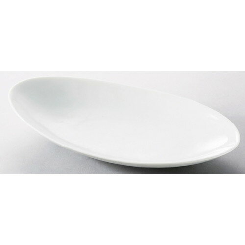 [商品名]　プレーンオーバルトレー（中）[素材]　陶磁器[寸法]　[ 230 x 120 x 37mm ] お店からご自宅まで、季節を問わず、様々なシーンでご利用いただける商品です。[ 230 x 120 x 37mm ]メーカーからの取り...