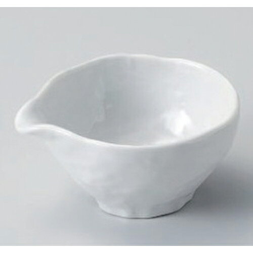 [商品名]　白片口小鉢[素材]　陶磁器[寸法]　[ 10.5 x 9.3 x 4.9cm 140g ]お店からご自宅まで、季節を問わず、様々なシーンでご利用いただける商品です。[ 10.5 x 9.3 x 4.9cm 140g ] 一部の商...