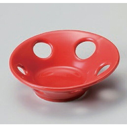 [商品名]　レッド9.5cm透かし小付[素材]　陶磁器[寸法]　[ 9.5 x 3.3cm 78g ]お店からご自宅まで、季節を問わず、様々なシーンでご利用いただける商品です。[ 9.5 x 3.3cm 78g ] 一部の商品はメーカーより...