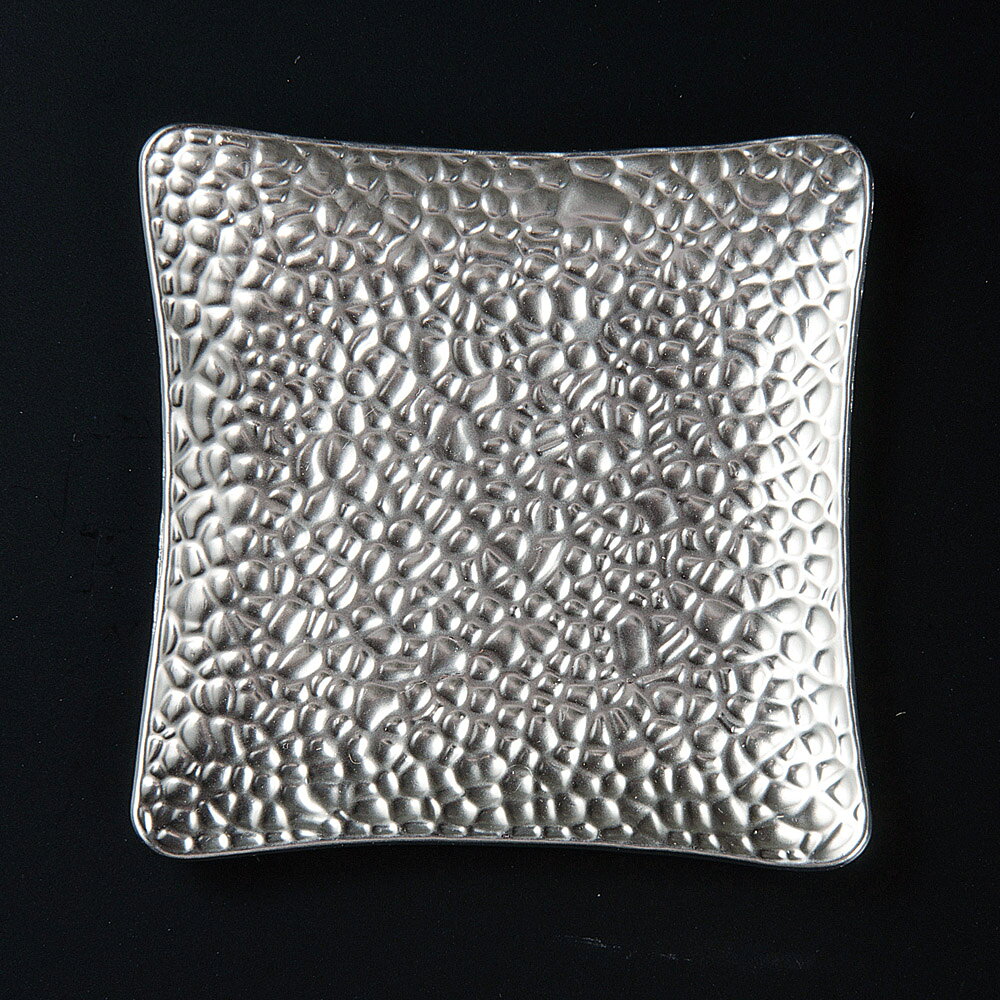 7.6×7.6×0.8※サイズはセンチ　