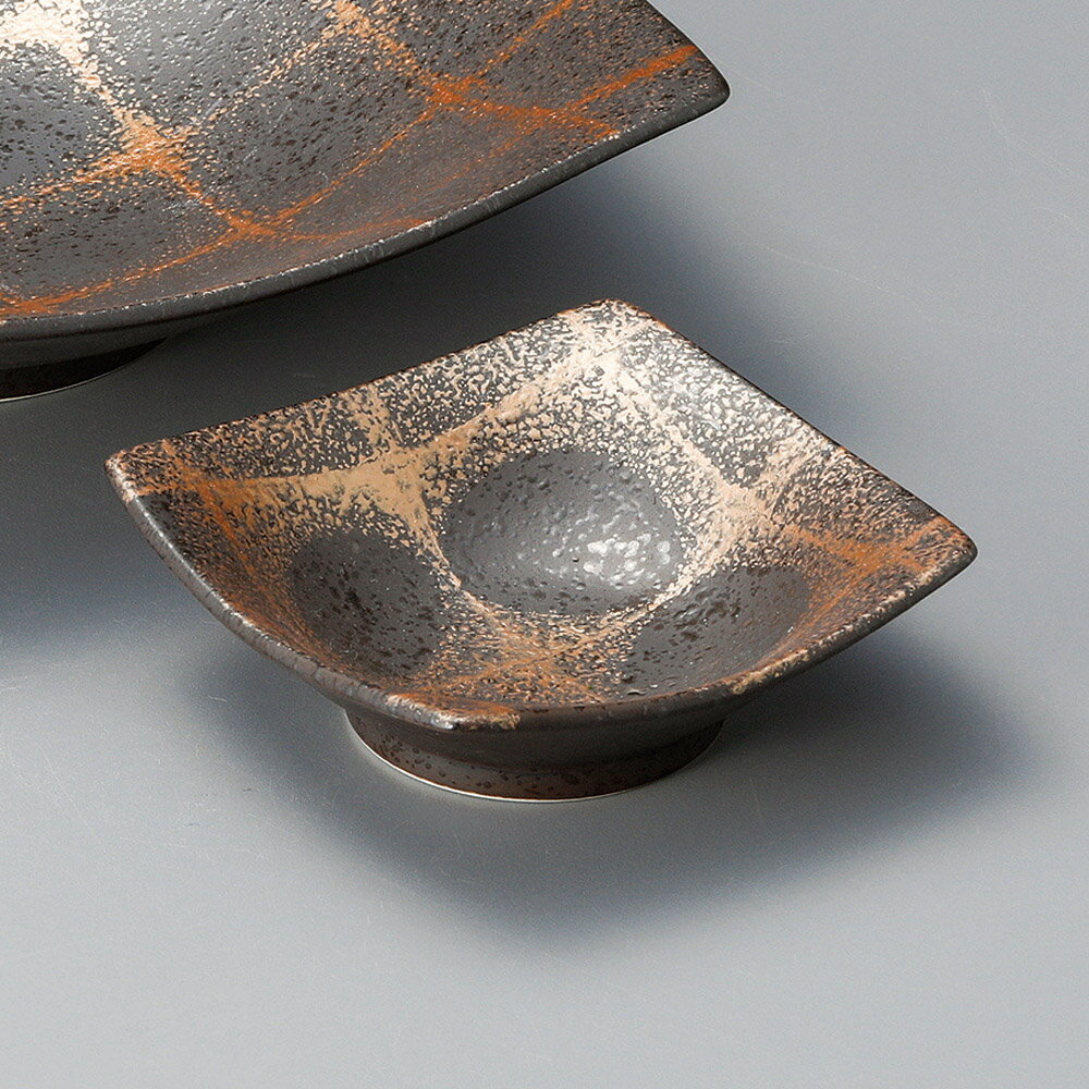 8×8×2.8※サイズはセンチ　