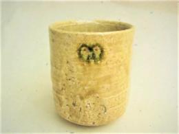 商品情報素材陶器サイズ 8×9(cm)　作家名棚橋淳柄黄瀬戸注意事項★モニター発色の具合により色合いが異なる場合があります。★電子レンジ使用可★陶器の性質上、焼成により色・サイズに画像と多少の違いが生じる場合がありますので、予めご了承くださ...
