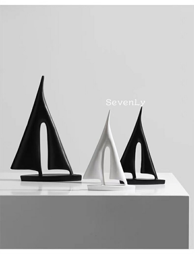 SevenLyの北欧風樹脂製ミニ帆船オブジェは、シンプルで洗練されたデザインが特徴です。 書斎やリビング、オフィスデスクに置くことで、空間に上品さを加えます。 海をテーマにしたこの小さなアートピースは、暮らしに落ち着いた雰囲気をプラスし、視...