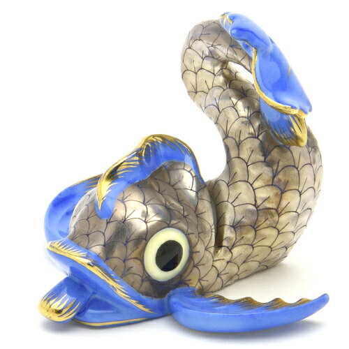 ★商品詳細★ ブランド(原産国) 【ヘレンド・HEREND】ハンガリー 作品名(パターン) ECAB(ヘレンド フィギュリン)(05389)幸福を運ぶドルフィン(カード立て) 作品サイズ 高さ:7.2cm,幅:8cm,奥行き:7.5cm 特...