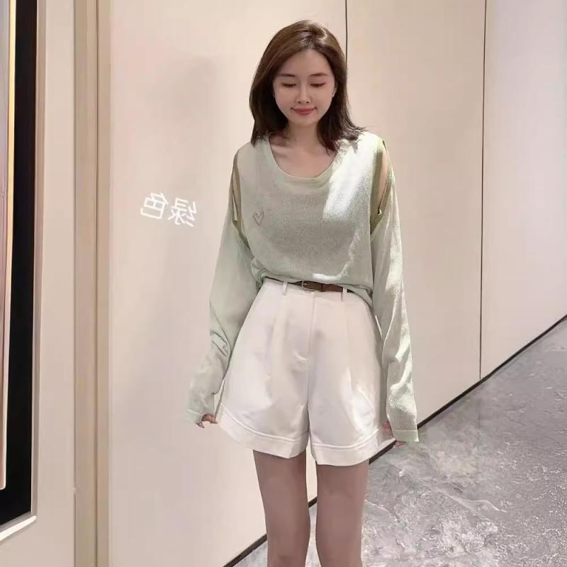 ・カテゴリ: Tシャツ・スタイル: 通勤、韓系、気質通勤、快適休闲・主な素材: ポリエステル90-95%・柄: 幾何学模様・袖丈: 長袖・袖型: 通常・ネックライン: 丸首・フィット: スリムフィット・衣丈: 普通(50-65cm)・装飾:...