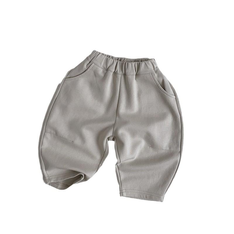 ・スタイル: カジュアル・主な素材: 綿70%・パンツ丈: ロングパンツ・対象: 子供・対象年齢: 3～8歳 (100～140cm)・シーズン: 春、秋・タイプ: ハーレムパンツ・柄: 無地・ウエスト: ミドルウエスト・カラー: 松香緑、炭...